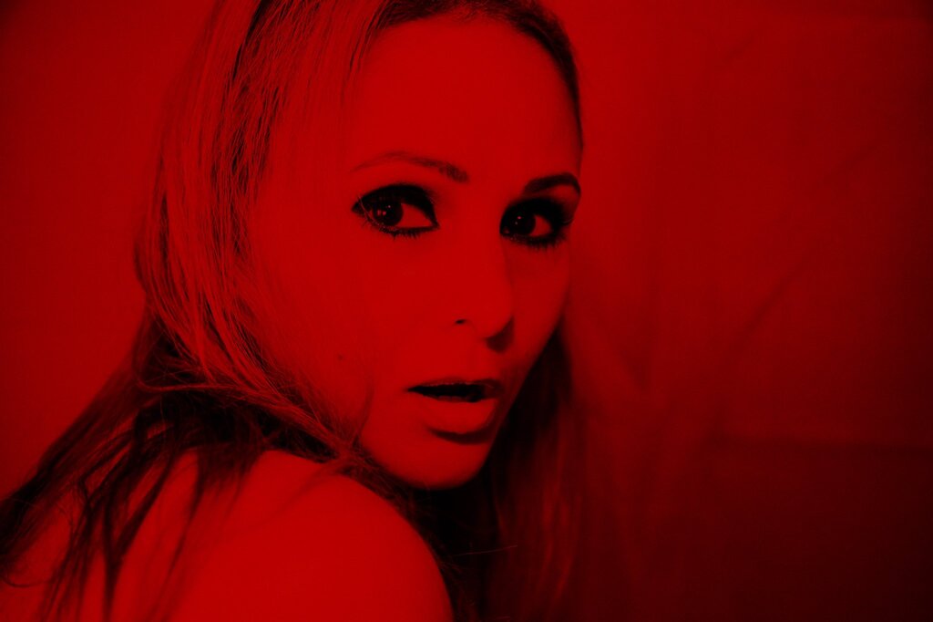 NOW AVAILABLE ON AMAZON KINDLE "THE NEON DEVIL" – by CHRIS BUSE BOOK ...